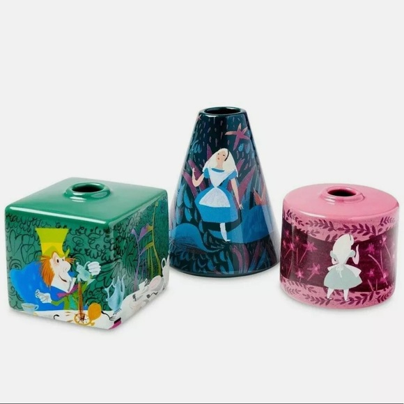 Disney | Accents | Disney Alice In Wonderland Vases | Poshmark
